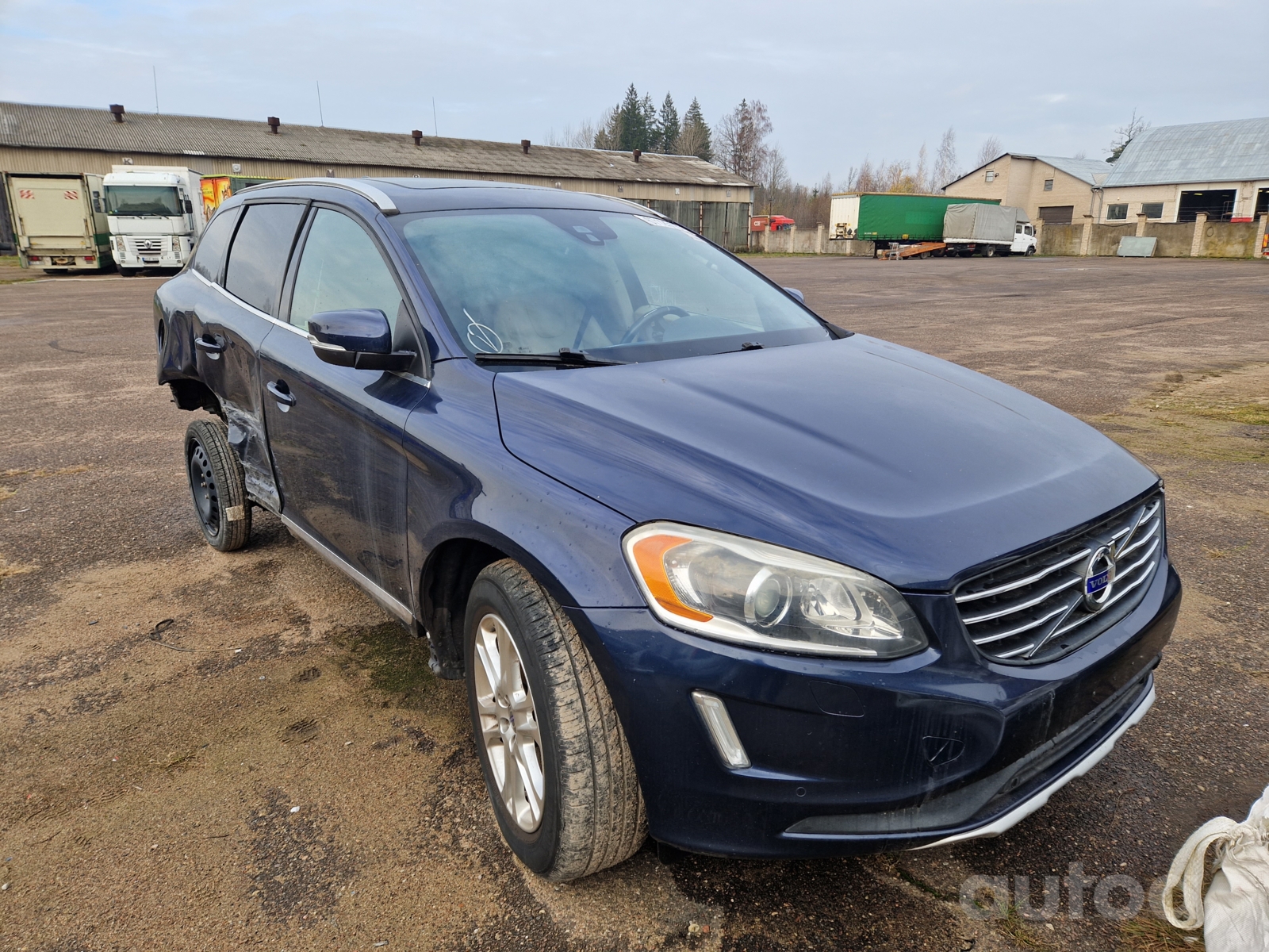 Volvo XC60 3200cm³ Benzinas, 2015m, Crossover | Autoa.lt